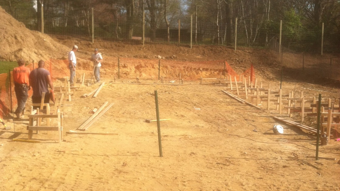 East Hampton Gunite Pool, Stone Patio, & Retaining Wall – Patricks ...